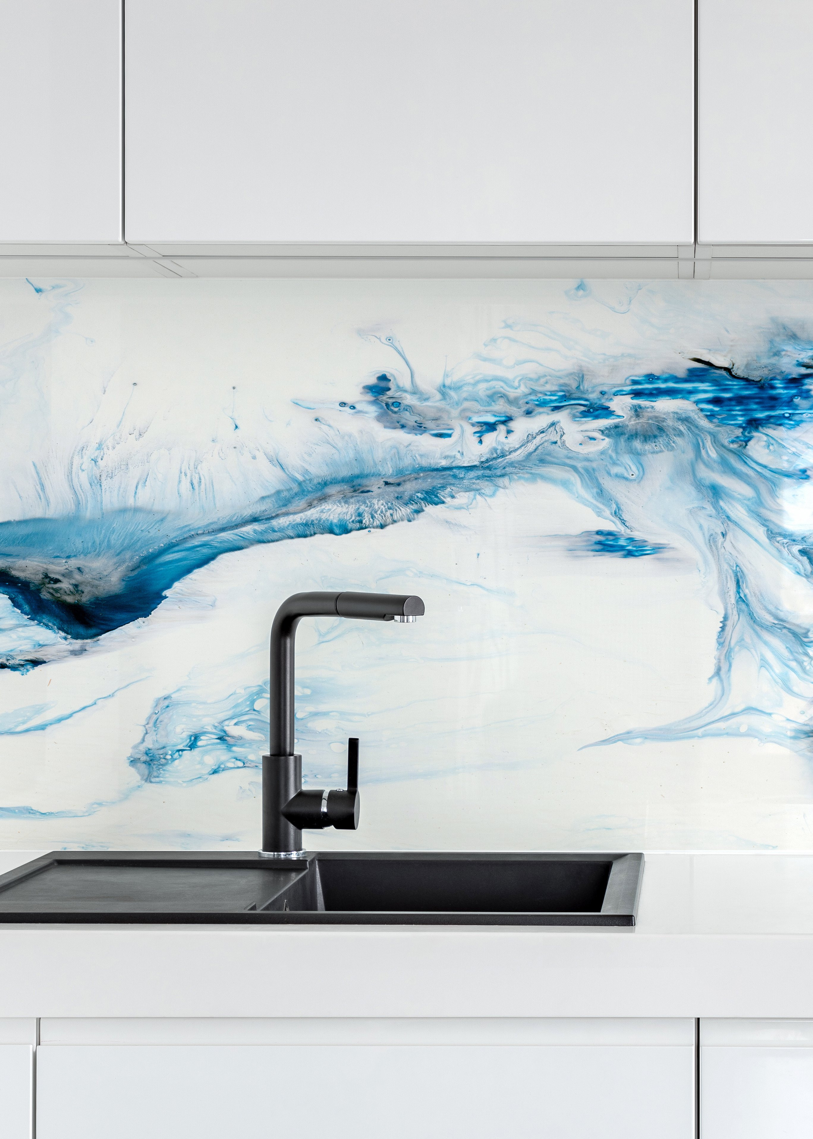 Sticla colorata, imprimata, securizata, slefuita pentru plcari