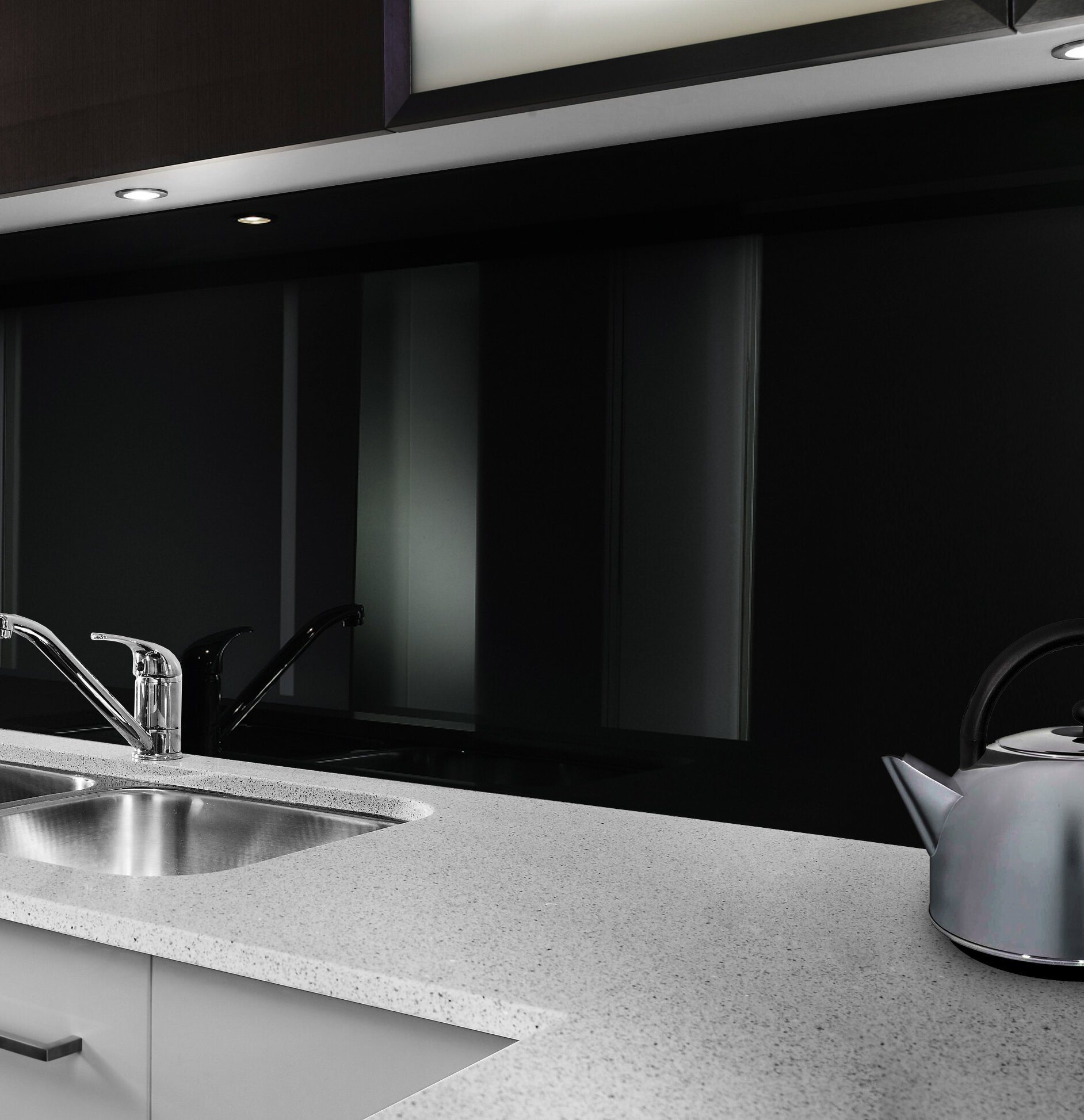 Sticla colorata, vopsita, 4 mm, securizata, fara model, 60 cm inaltime